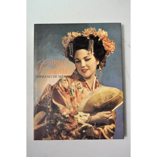 Irma González, Soprano de México